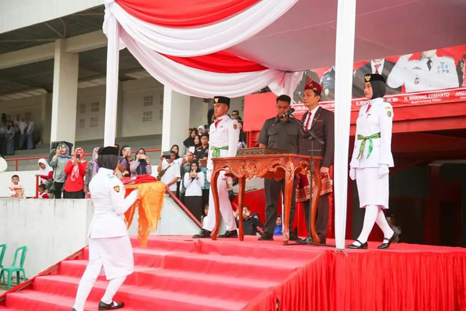 Upacara Penurunan Bendera Merah Putih Peringatan HUT RI Ke 78 di Lamsel, Berjalan Lancar, Tertib ...